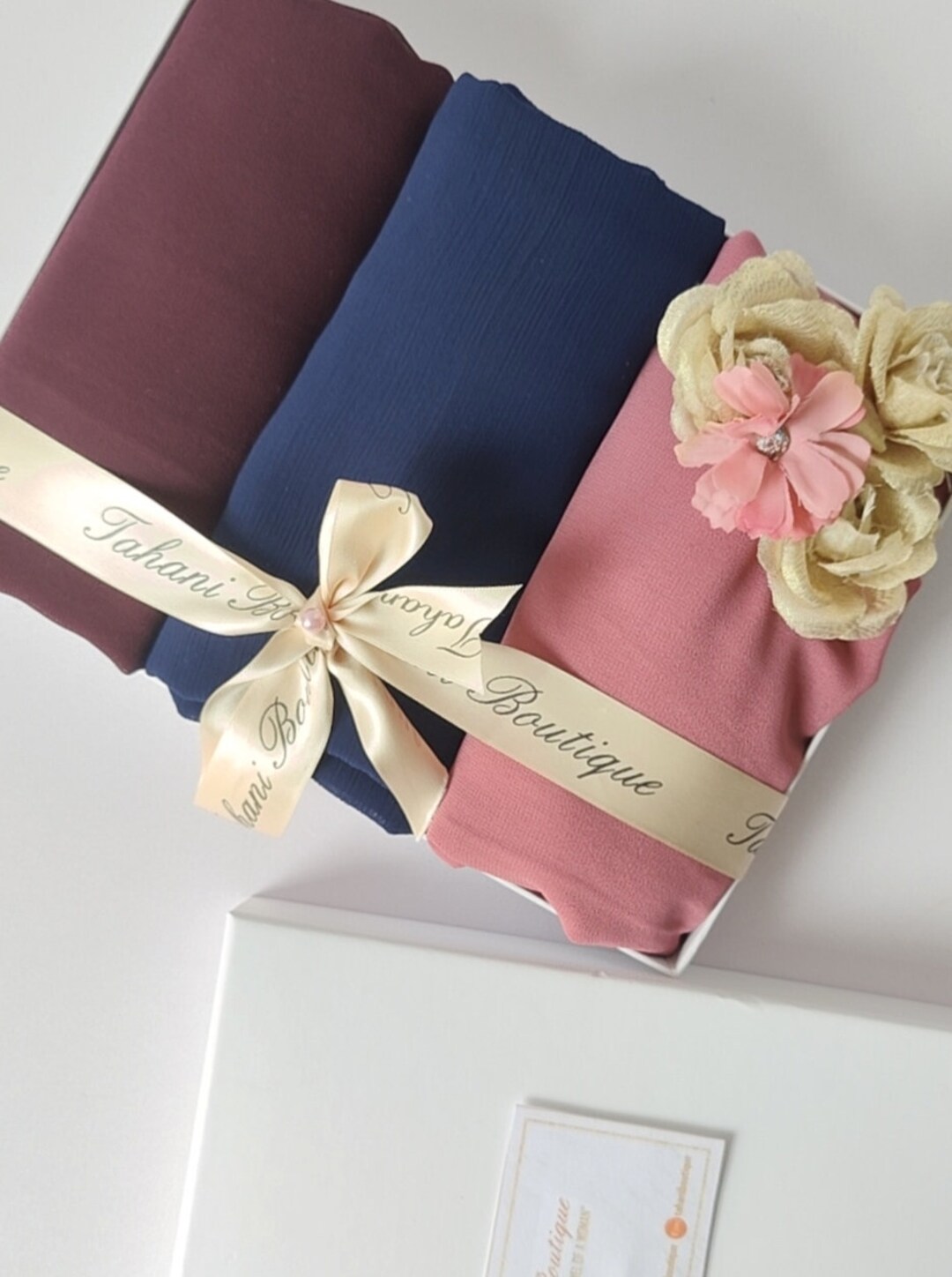 Luxury Hijab Gift Box ,luxury, Perfumed ,premium Collection, Gift Set ...