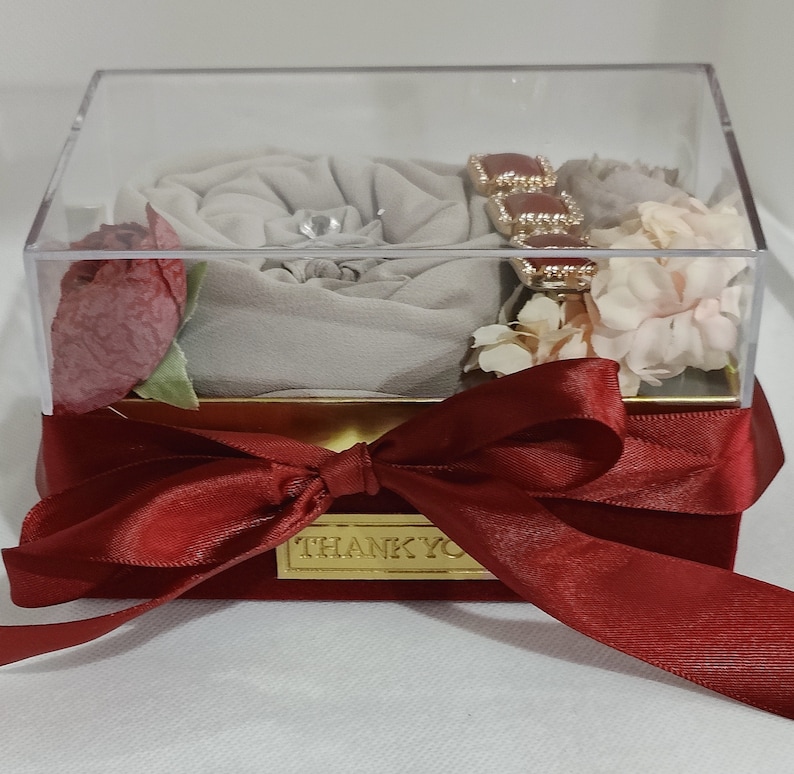 Clear Lid Velvet Hijab Gift Box With Scented Flowers, Personalised ...