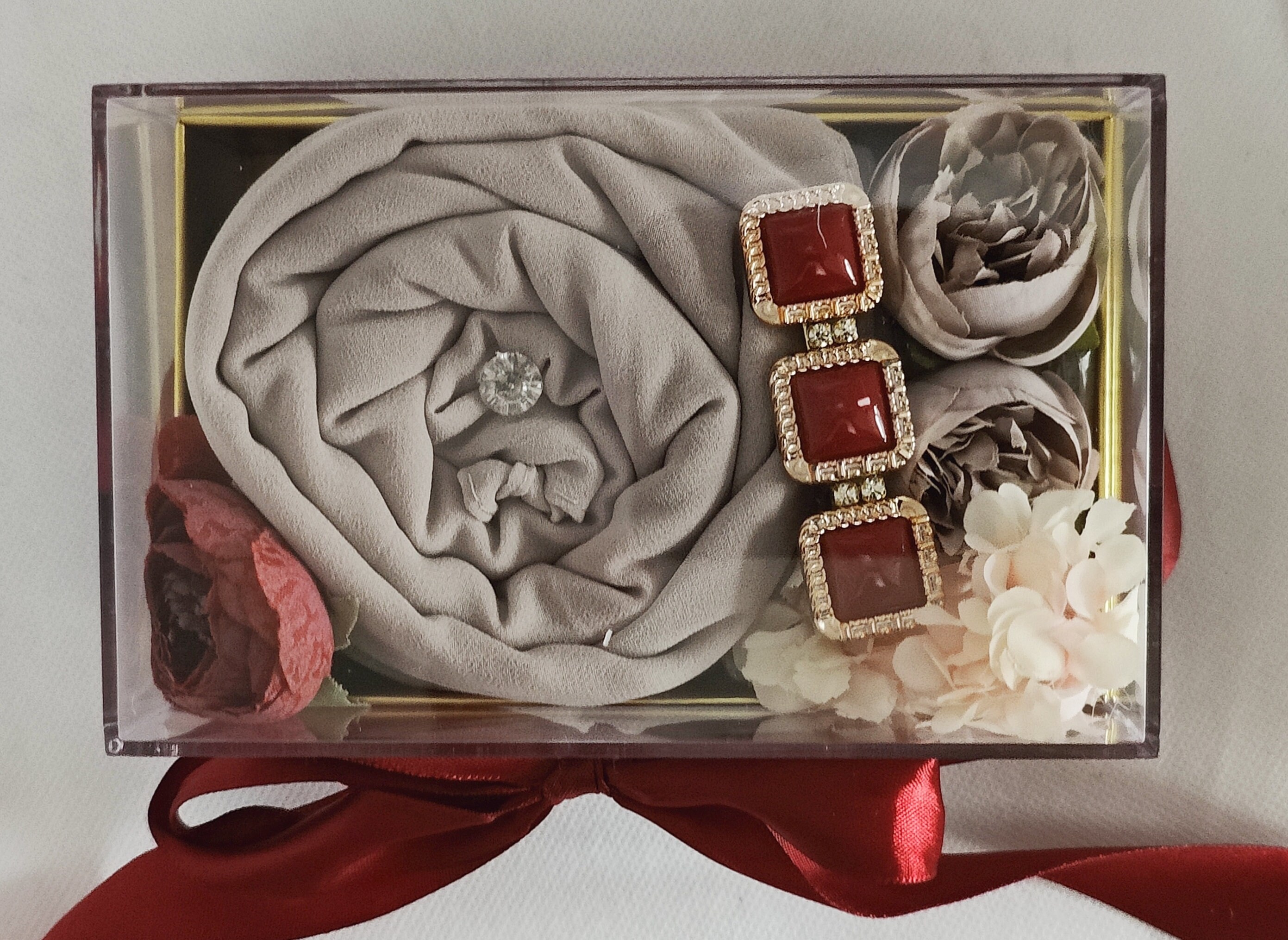 Clear Lid Velvet Hijab Gift Box With Scented Flowers, Personalised ...