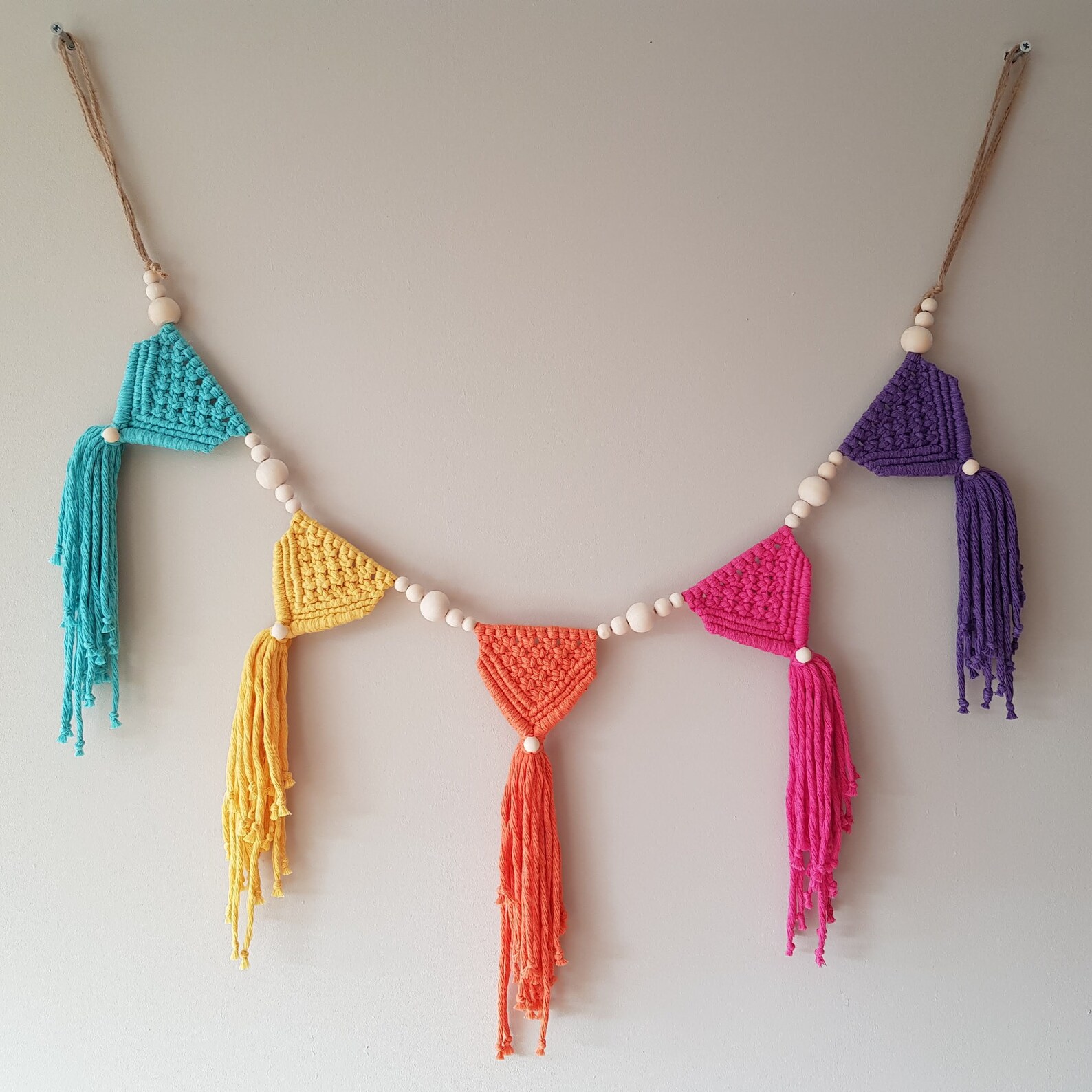 Rainbow Macrame Banner, Baby Shower Backdrop, Nursery Decor, Macrame ...