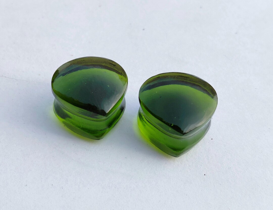 Peridot Quartz Gemstone, Tunnel Plug Double Flare Plug Smooth Polish ...