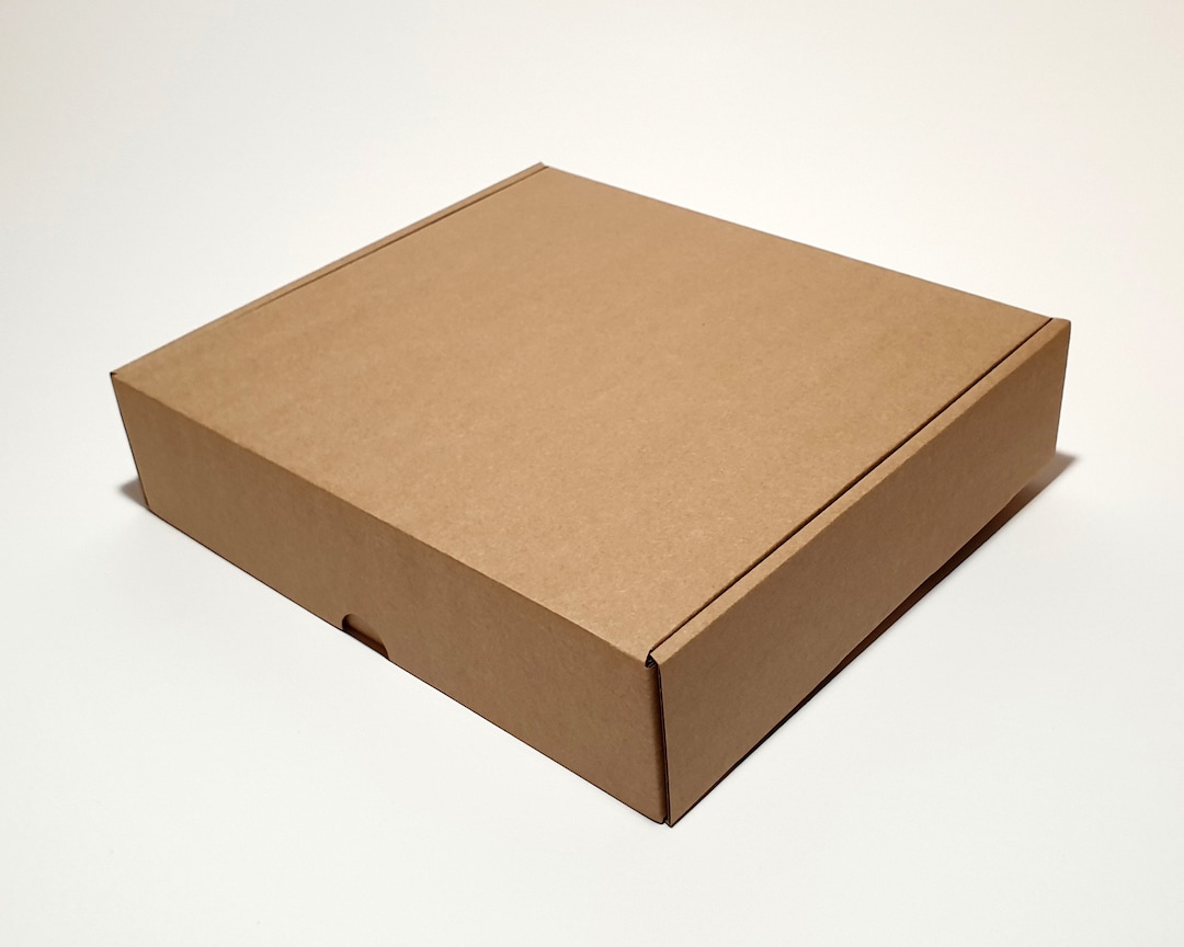 Shipping Mailing Boxes From Cardboard With Lid - 25 X 23 X 6 Cm | 9.85 ...