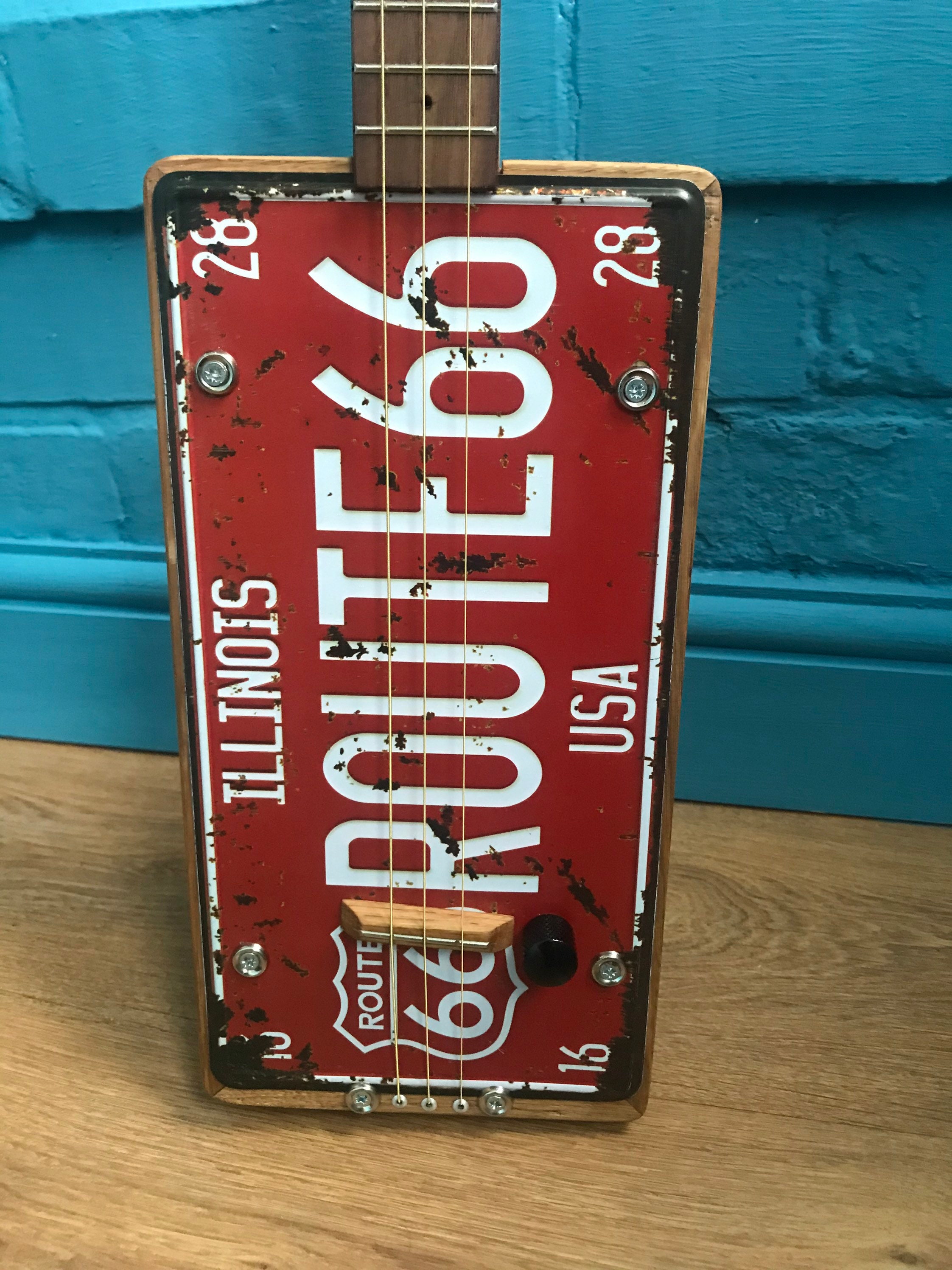 Cigar Box Guitar/ American License Plate Resonator - Etsy UK