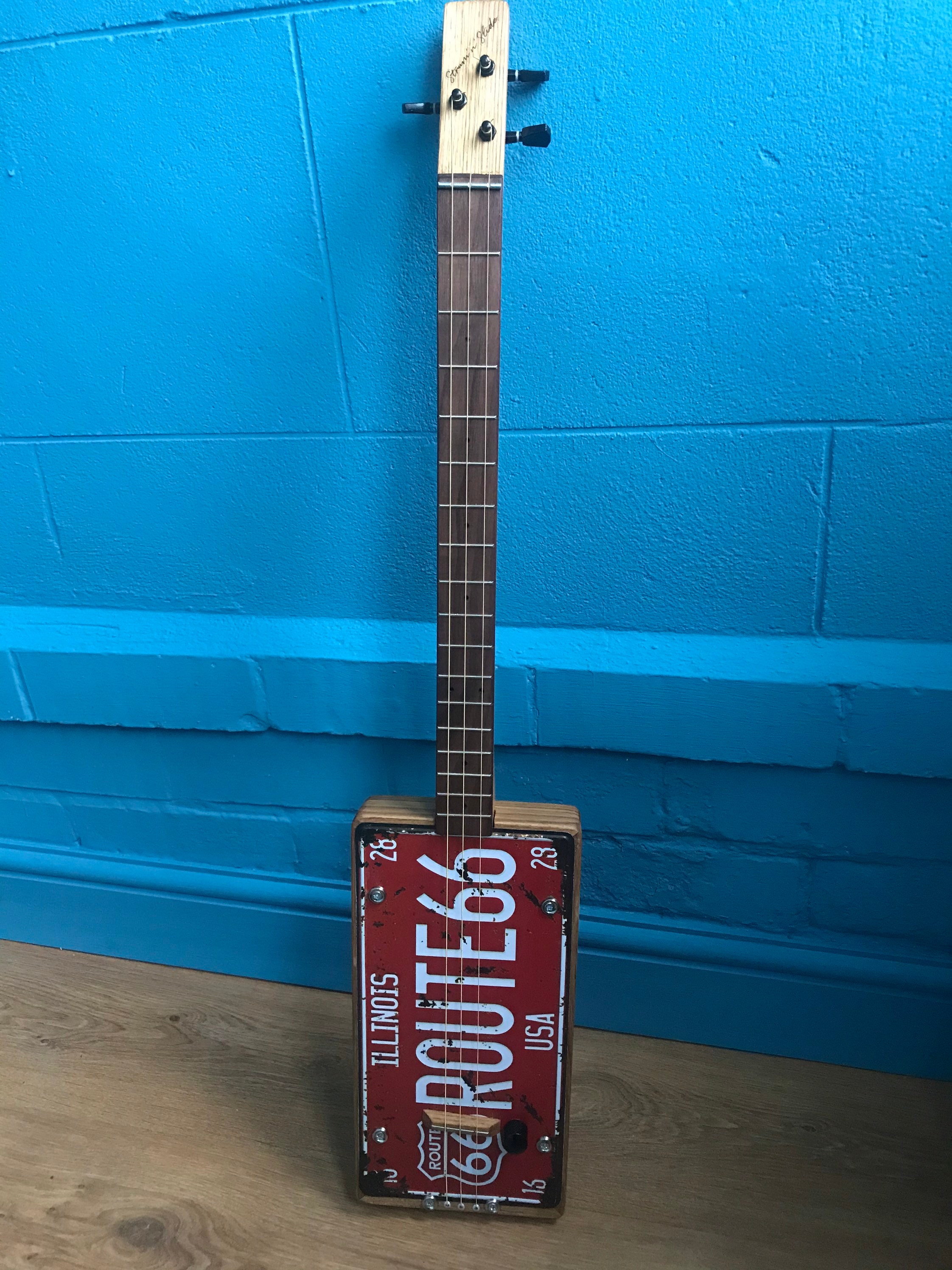 Cigar Box Guitar/ American License Plate Resonator - Etsy UK