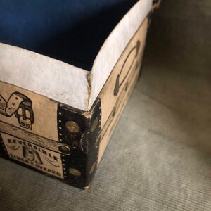 Vintage Collar Box - Etsy