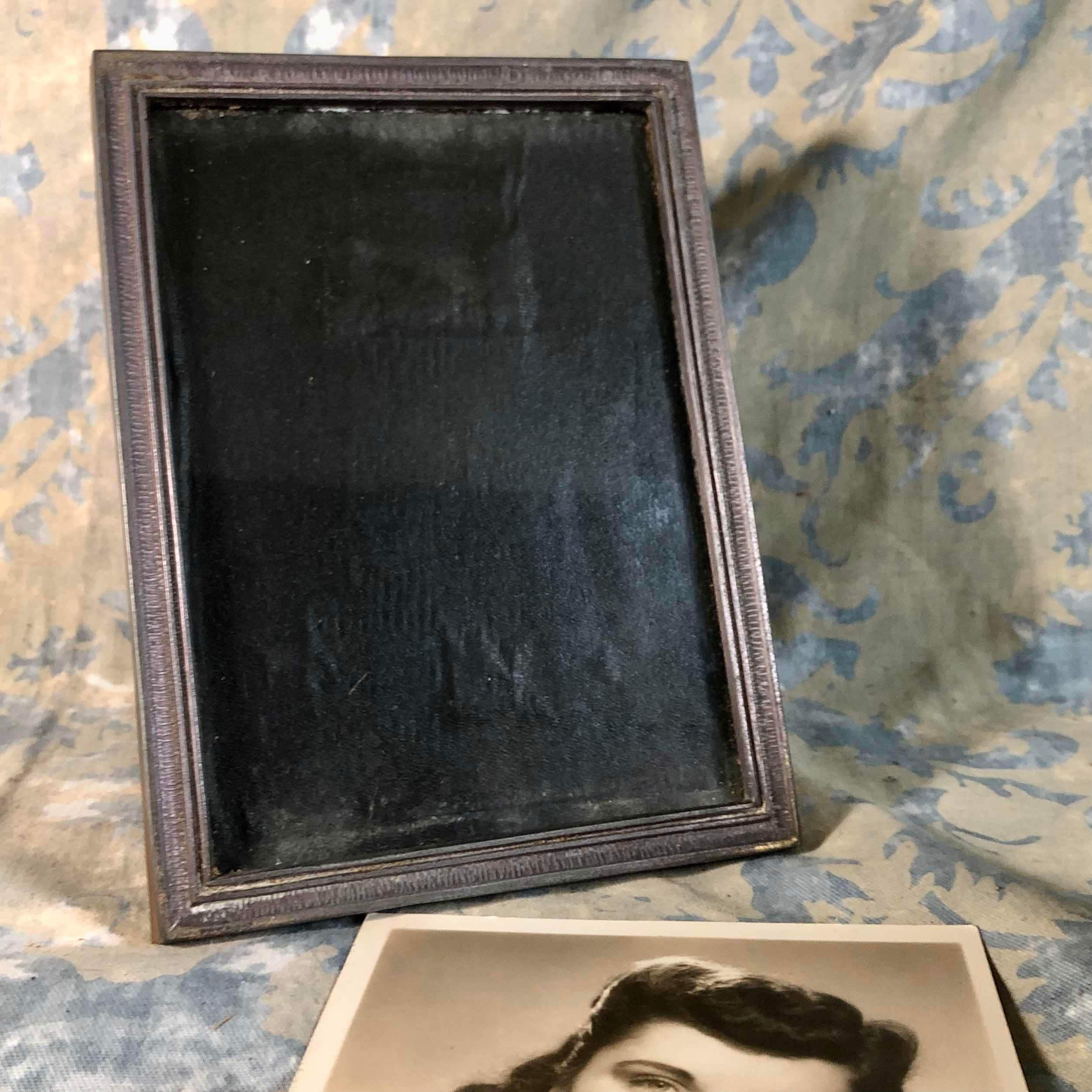 Vintage 5x7 Bronze Standing Photo Frame - Etsy