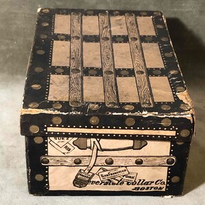 Vintage Collar Box - Etsy