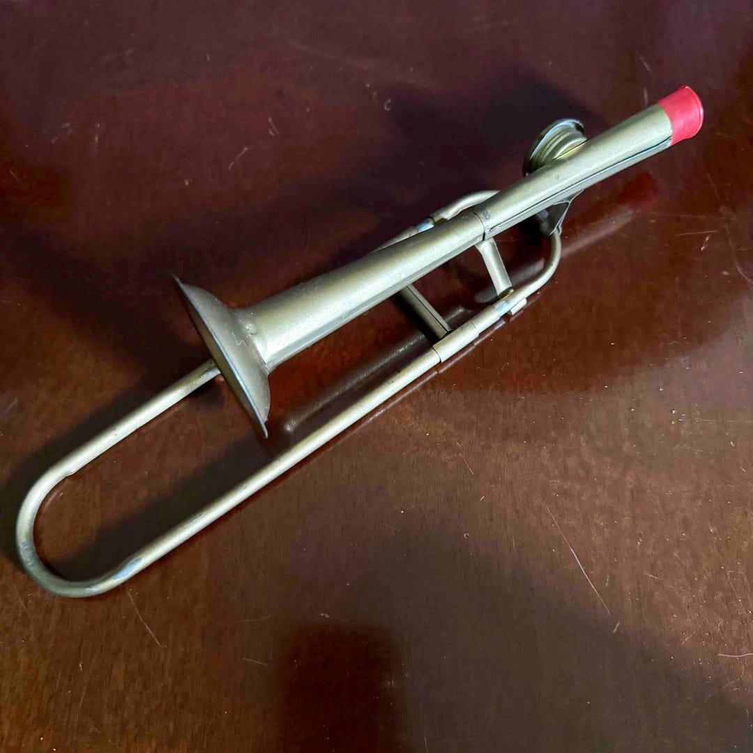 Mid-century Novelty Kazoo | Trombone Shape Toy Kazoo With Red ...