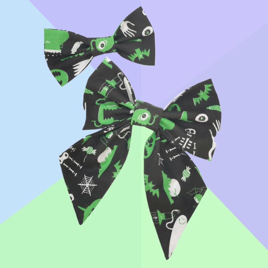 Halloween Pet Bow: Alien, Skeleton, and Bat Print Sailor Bow - Etsy