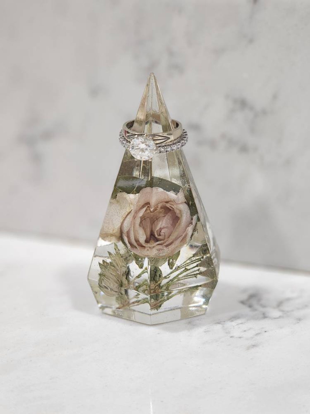 Wedding Flower Ring Holder With Preserved Flower Bouquet Preservation ...
