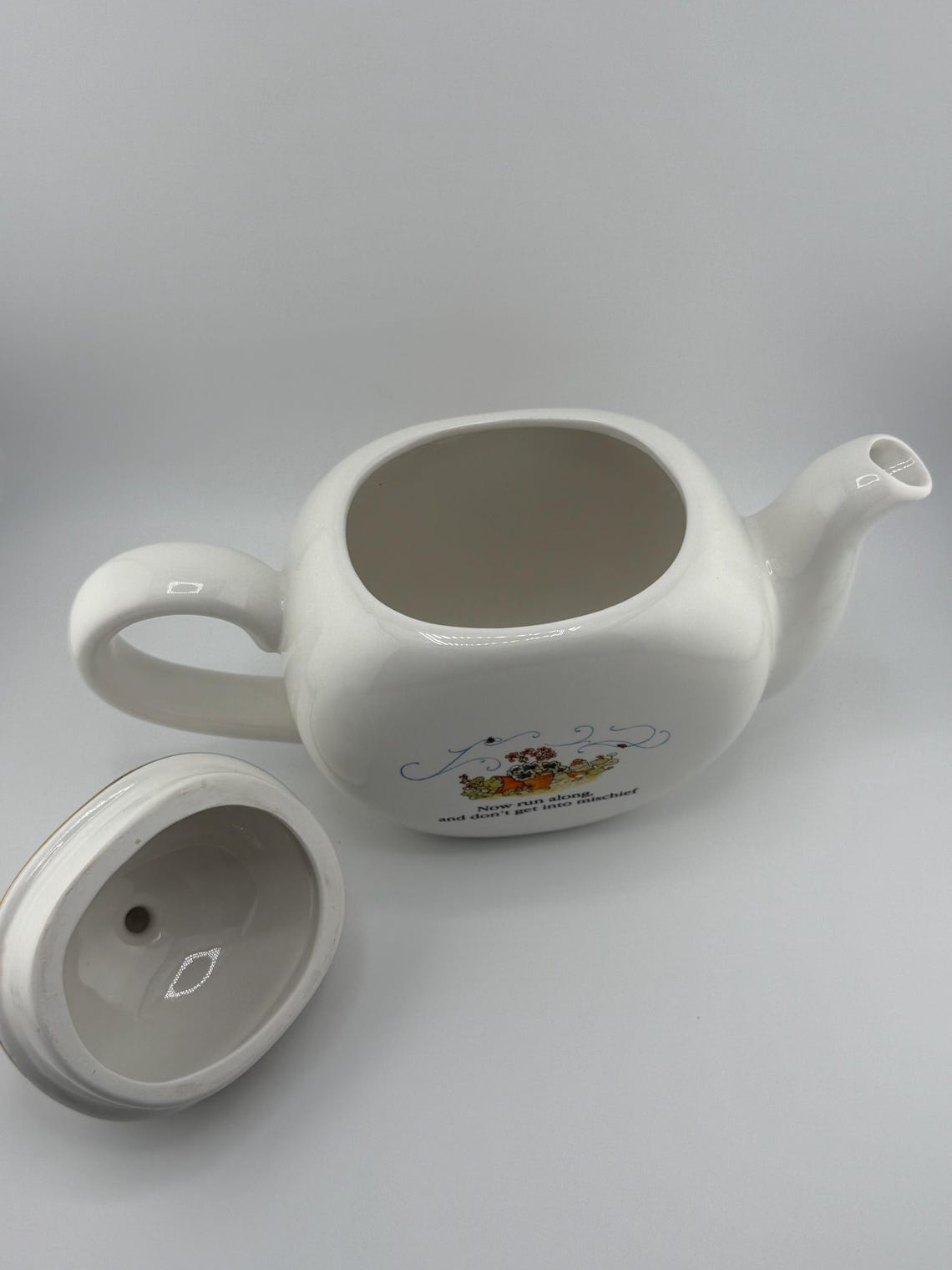 Beatrix Potter Peter Rabbit Teapot - Etsy