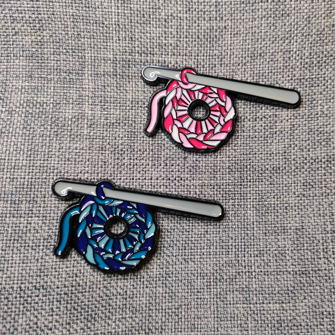 Crochet Hook With Yarn Enamel Pin, Novelty Pin Gift, Fashion Lapel Pin ...