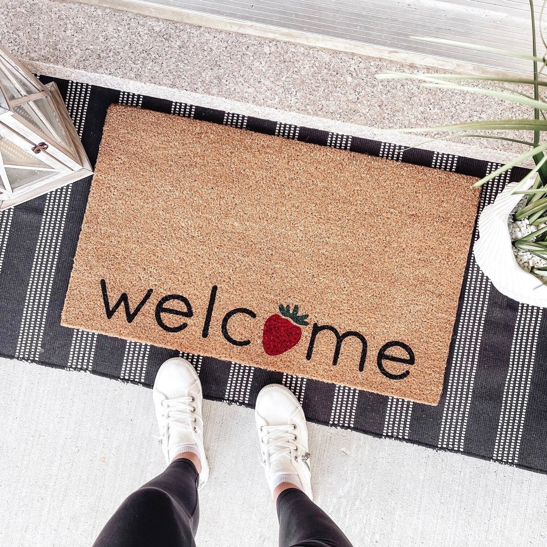 Welcome Strawberry Door Mat | Spring Door Mat | Berry Doormat | Spring ...