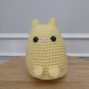 Crocheted dumpling kitty | Etsy