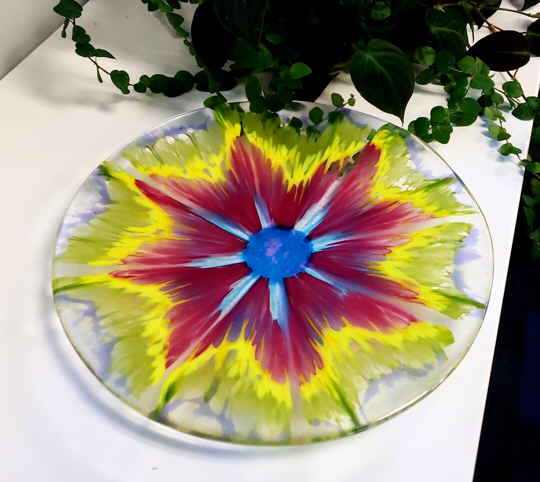 Stunning Bursting Flower Glass Bowl, Unique Colorful Centerpiece Dish ...