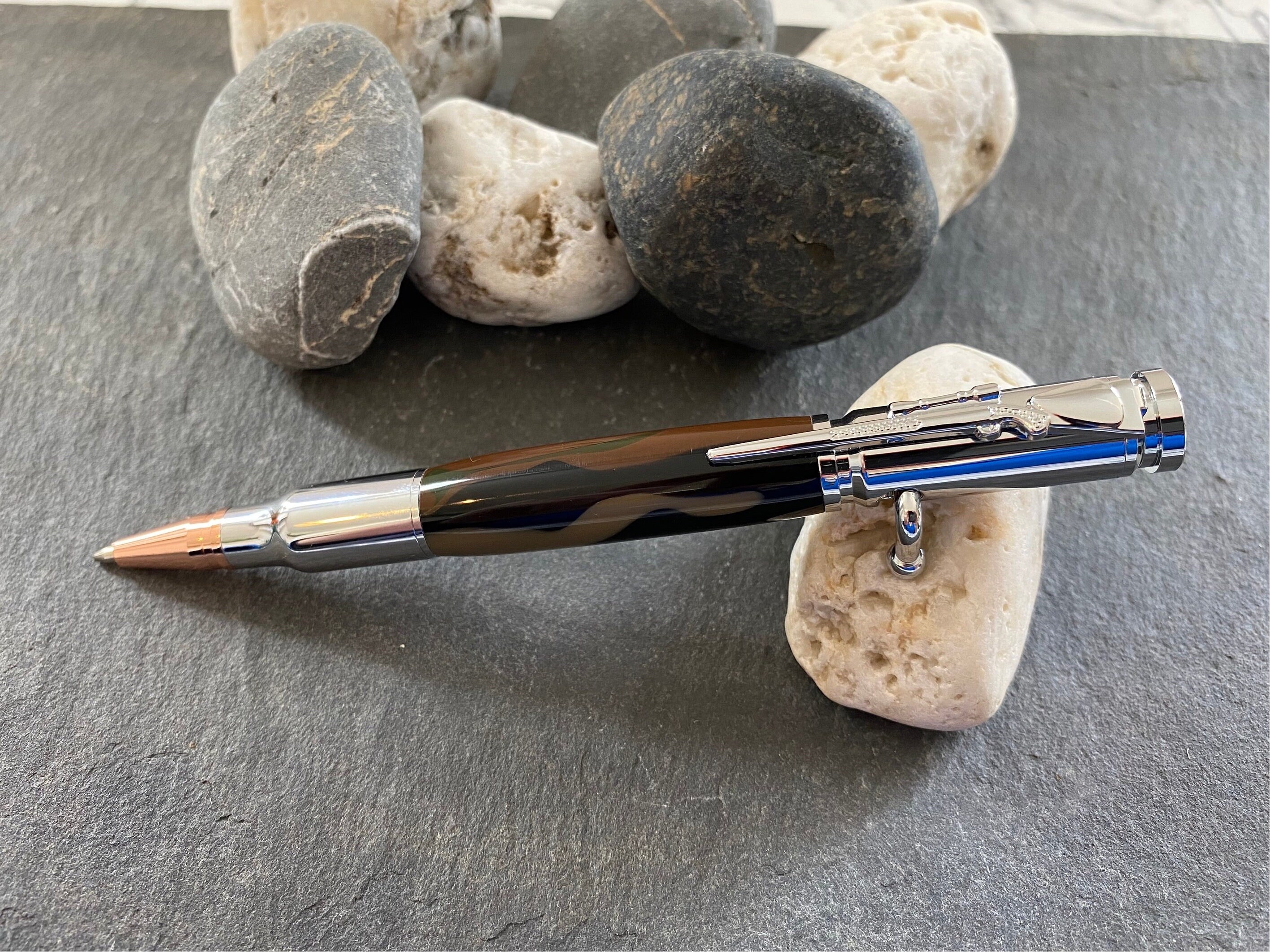 Bolt Rifle Action Pen in Chrome Fittings. Woodland Camo Acrylic Body ...