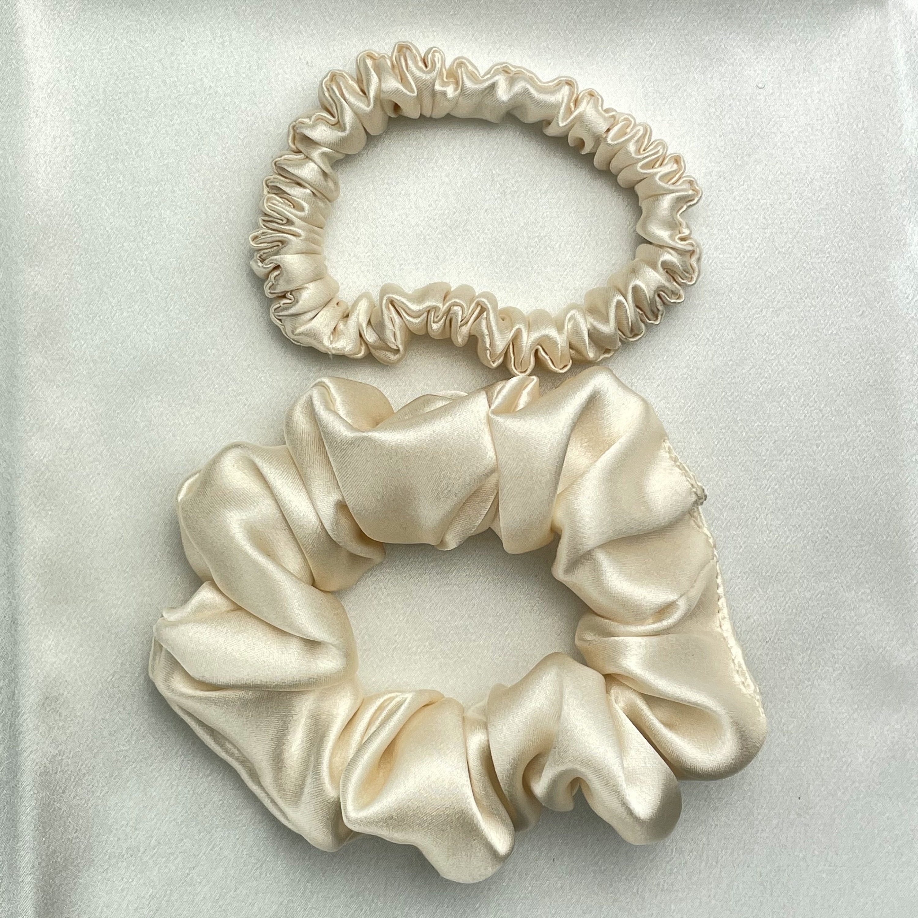 100% Silk Sleep Mask Beige & Silk Scrunchie Beige Bundle - Mulberry ...