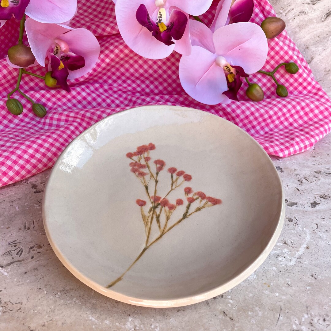 Pressed Babys Breath Flower Plate - Etsy