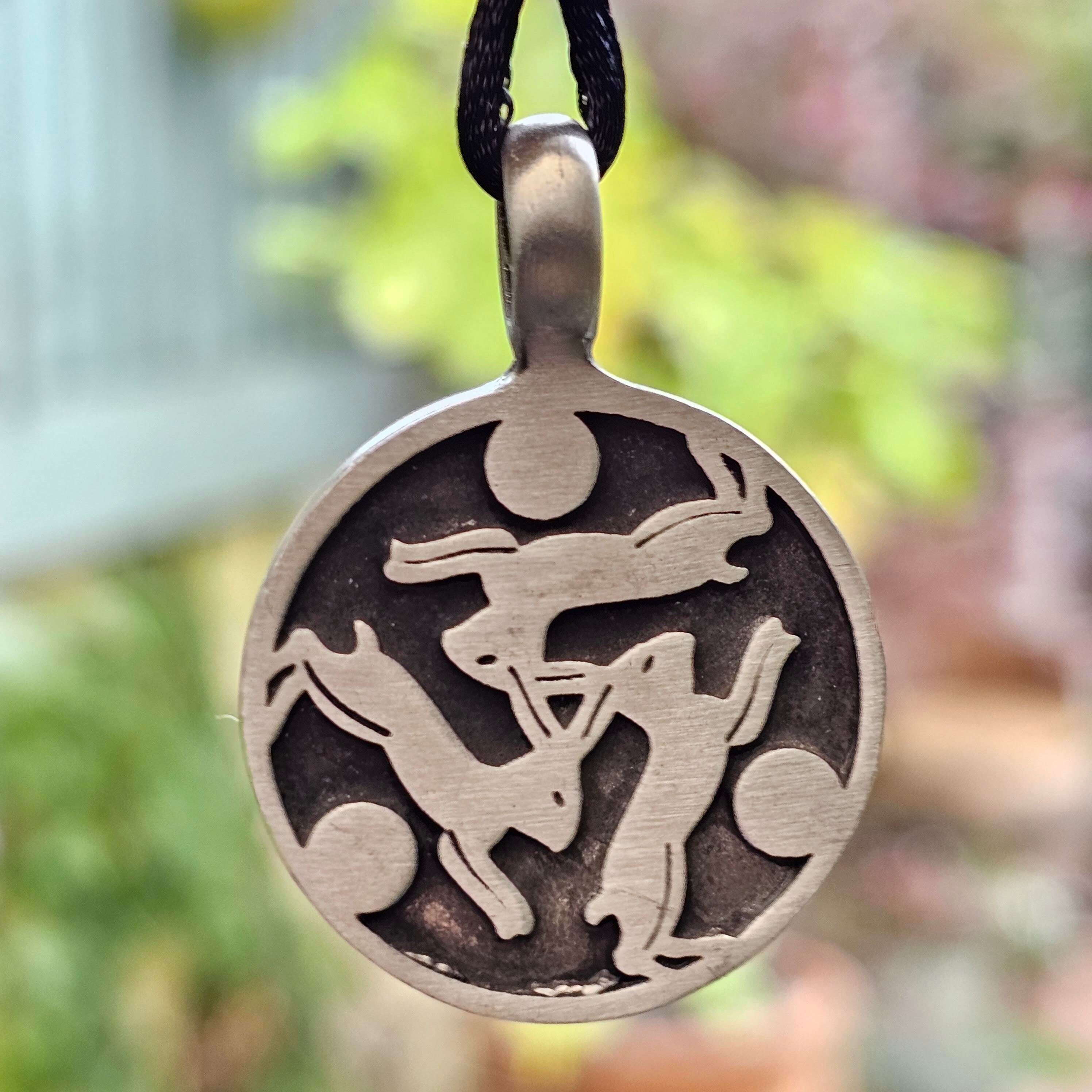 Triple Hare Moon Pendant Necklace Pewter Celtic Trinity Hares Triquetra ...