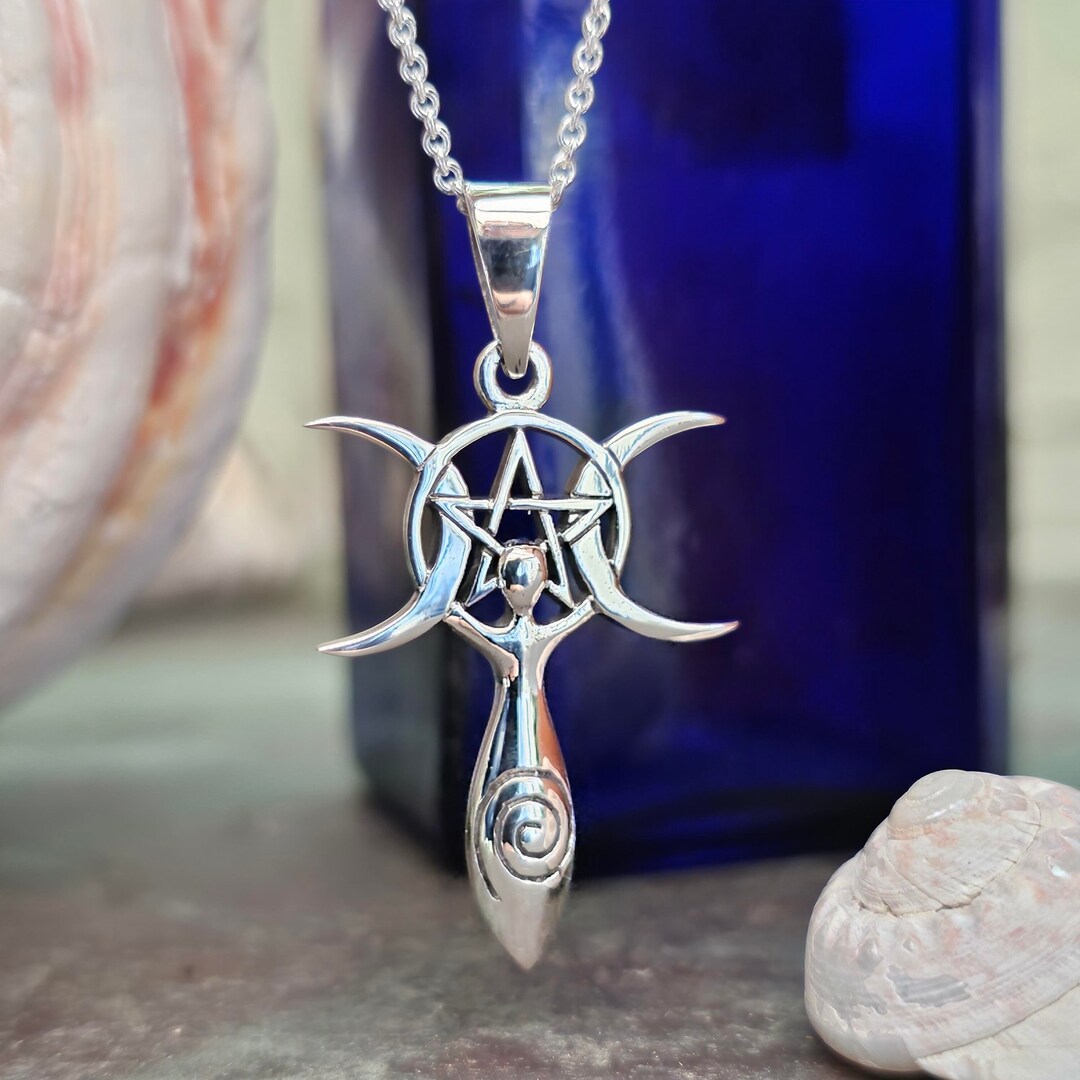 Pentacle Triple Moon Goddess Pendant Necklace Spiral Goddess Diana 18 ...