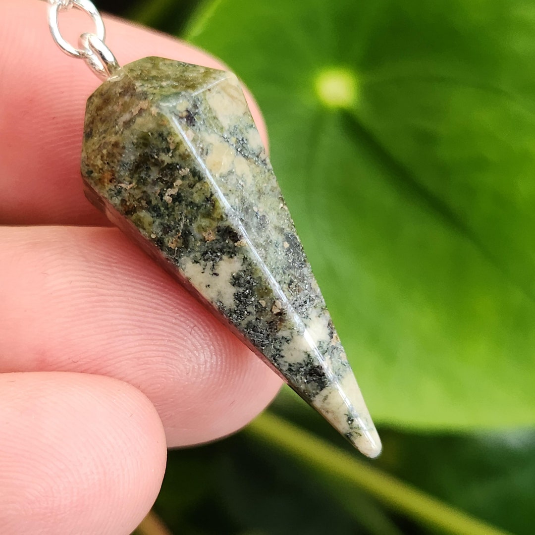Preseli Blue Stone Pendulum Silver Chain Magical Stonehenge Rock Comes ...