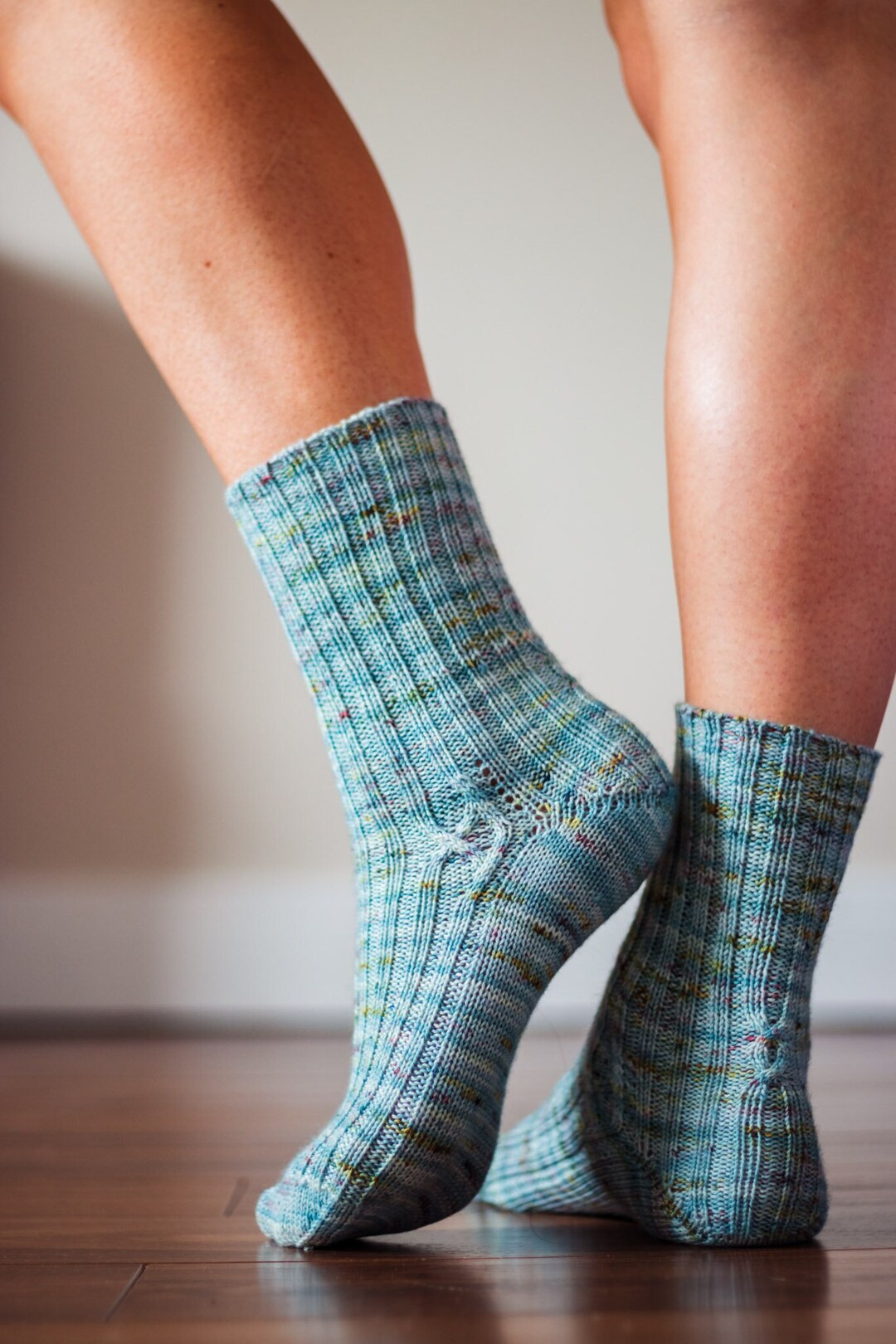 Sun-up Socks Knitting Pattern - Etsy