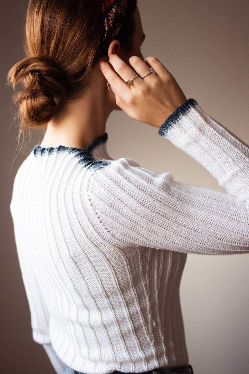 Draw the Line Sweater Knitting Pattern - Etsy