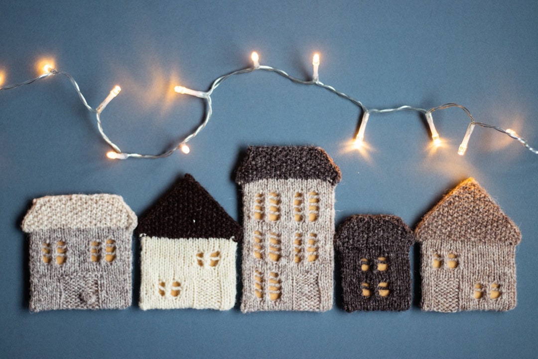 Housey Knitting Pattern - Etsy
