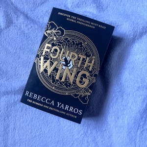 Fourth Wing: Hand Painted Sprayed Edges, Rebecca Yarros, Sprayed Edges ...
