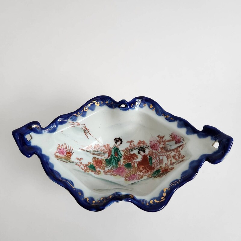 Porcelain Geisha - Etsy