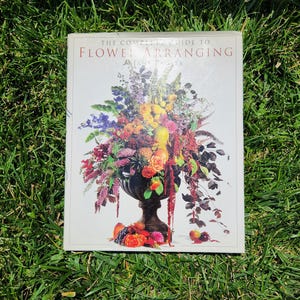 Vintage Flower Arranging Book: Illustrated Guide - 1990s Floral Art - Etsy