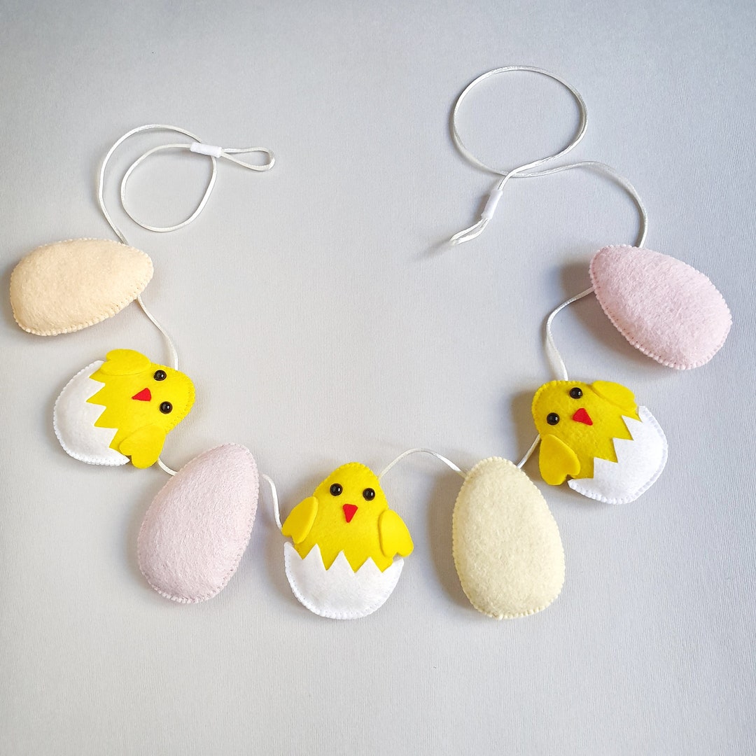 Felt Easter Eggs and Chicks Garland, Felt Easter Decorations, Easter ...