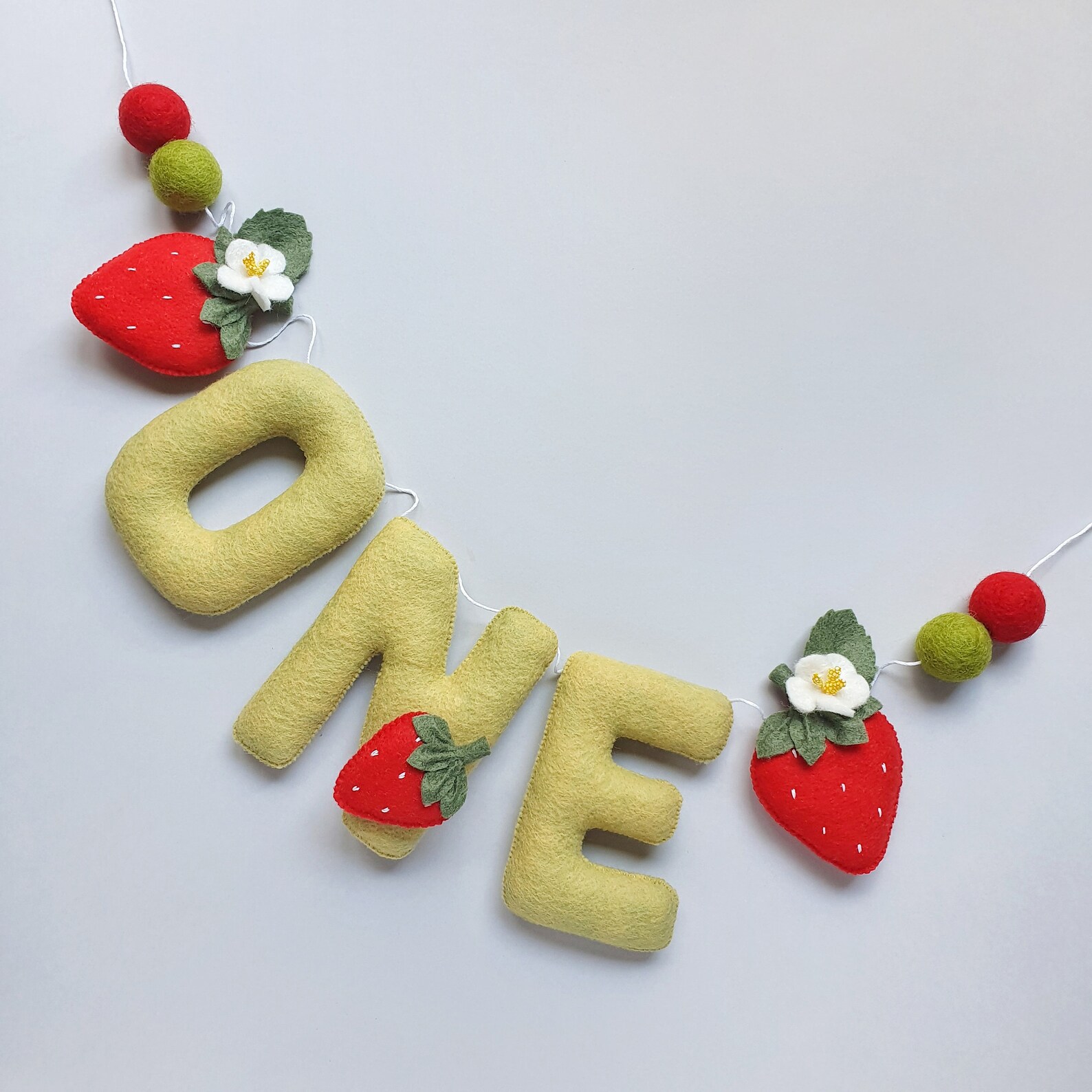 Felt Strawberry ONE High Chair Garland, Smash Cake Photo Prop Banner - Etsy