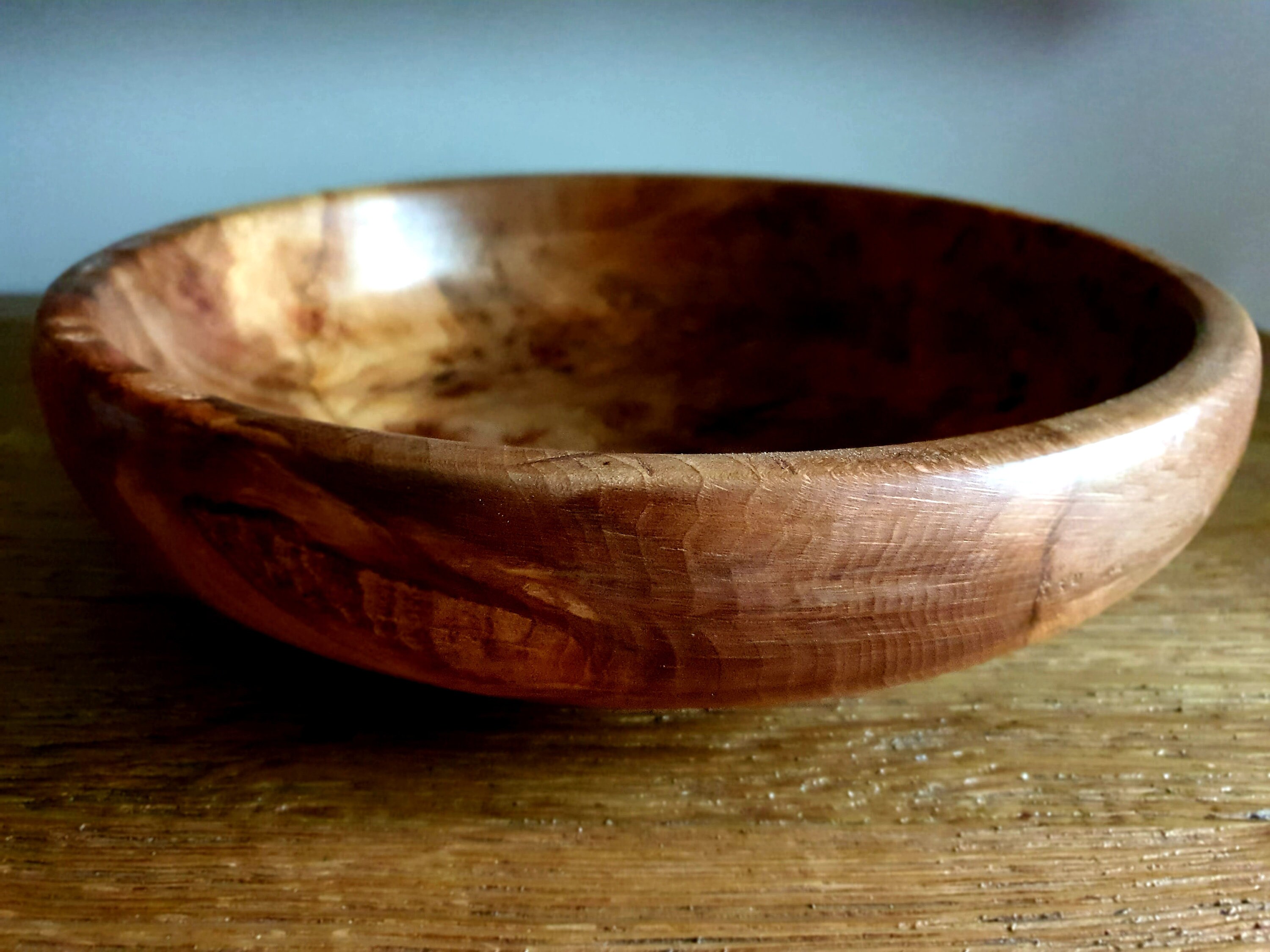 Oak handcrafted bowl Home & Living Kitchen & Dining Bowls etna.com.pe
