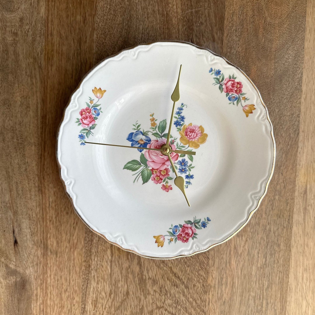 Scio Hazel Floral Plate Clock Upcycled & Vintage - Etsy