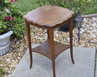 Vintage End Table - Etsy