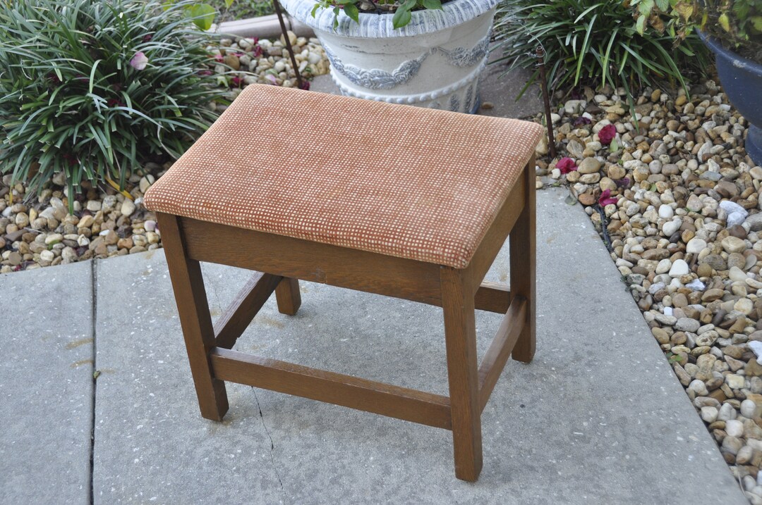 Vintage Oak Wood Stool/footstool - Etsy
