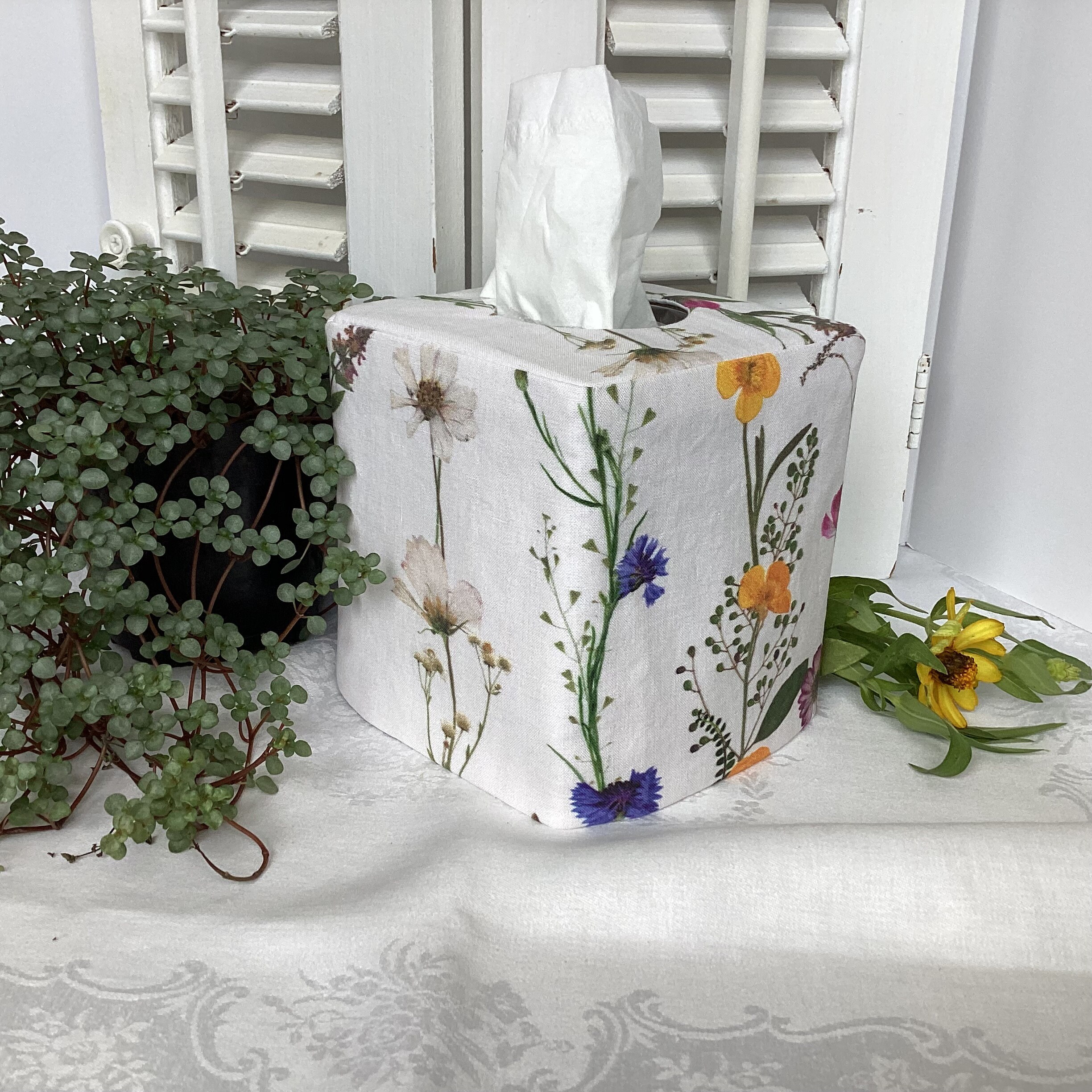 Pressed Flower Print on Petal Signature Cotton Tissue Box Cover - Etsy