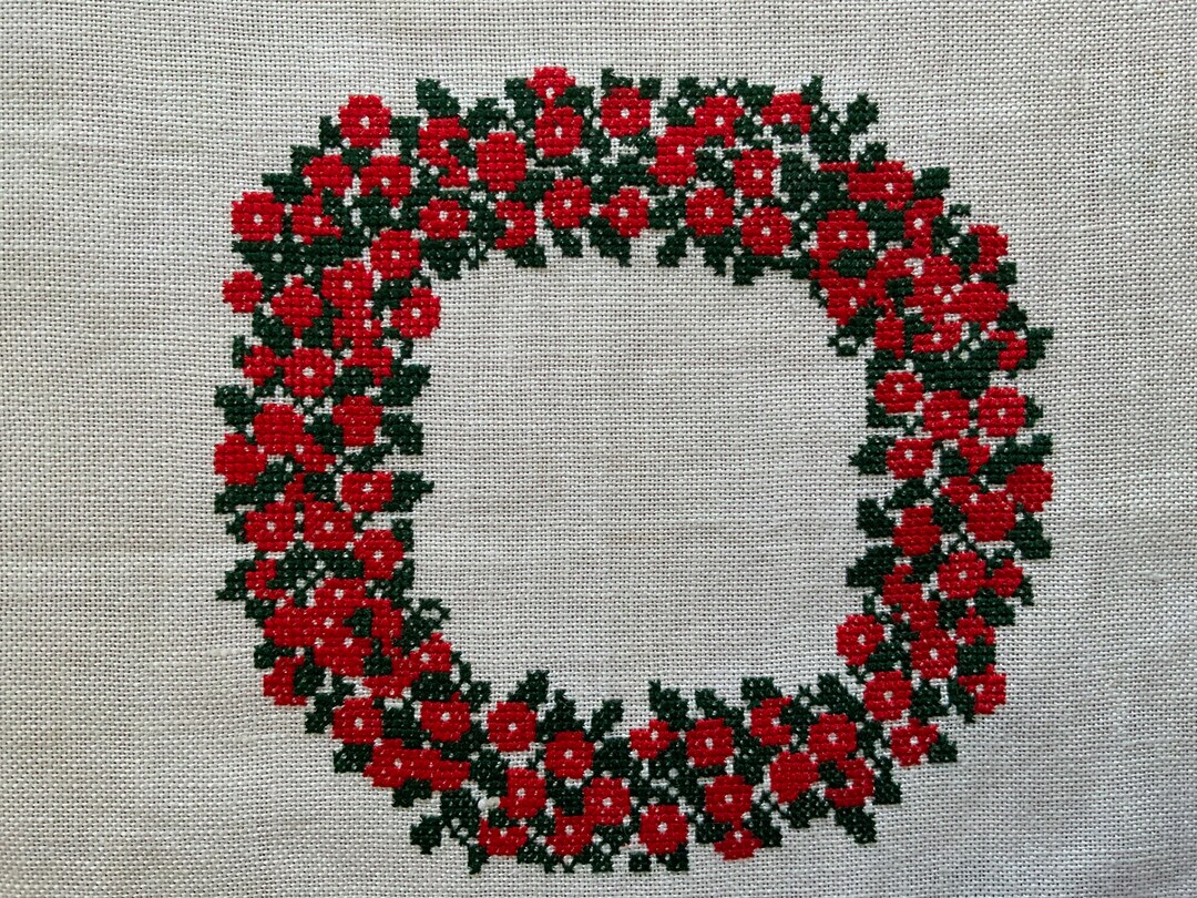 Swedish Hand-embroidered Christmas Table-cloth - Etsy