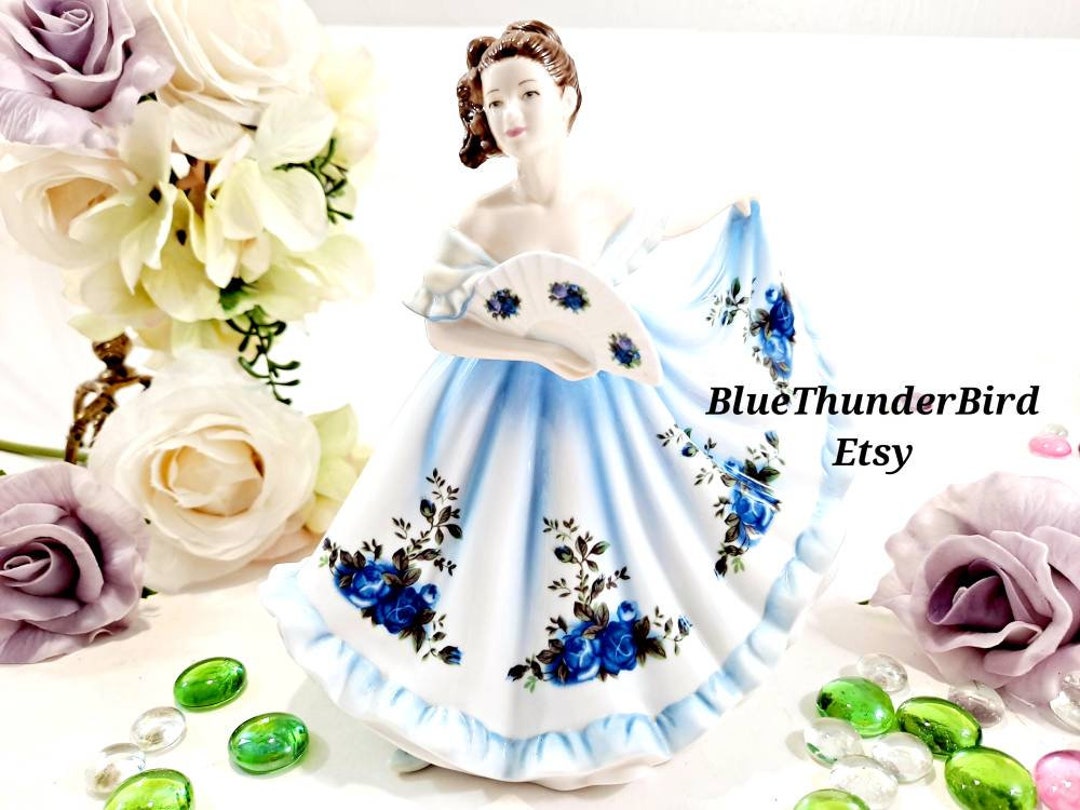 Royal Albert Moonlight Rose Royal Doulton Moonlight Waltz Figurine ...