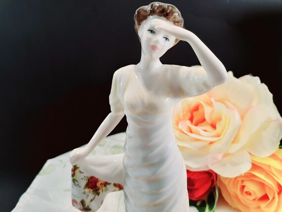 Royal Albert Old Country Roses Lady Figurine Rose Fancy | Etsy