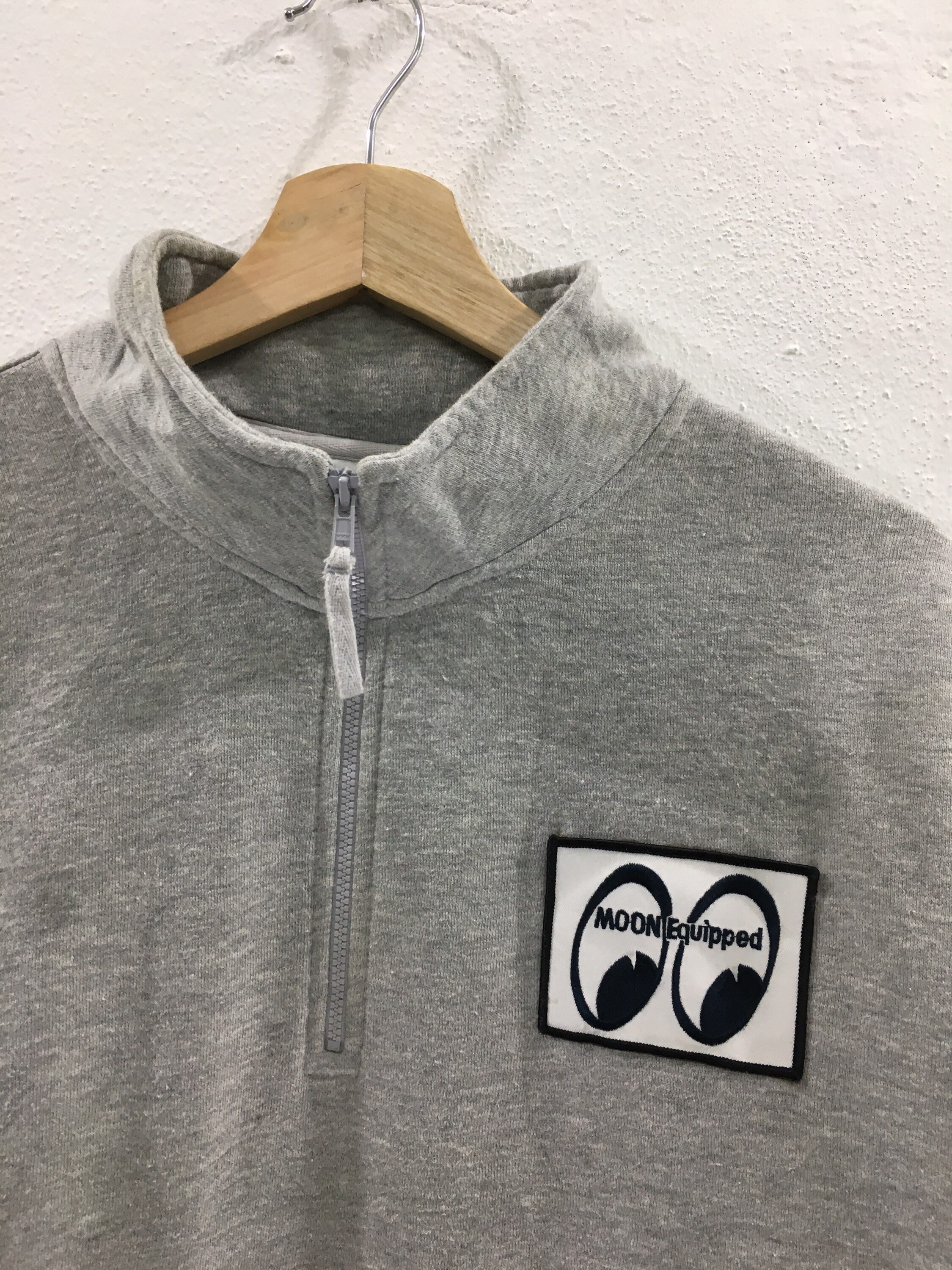 Rare!! Mooneyes Racing Moon Equipped Sweatshirt Pullover Sweater Shirt ...