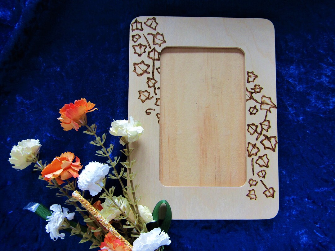 Pyrography Ivy Leaf Picture Frame - Etsy