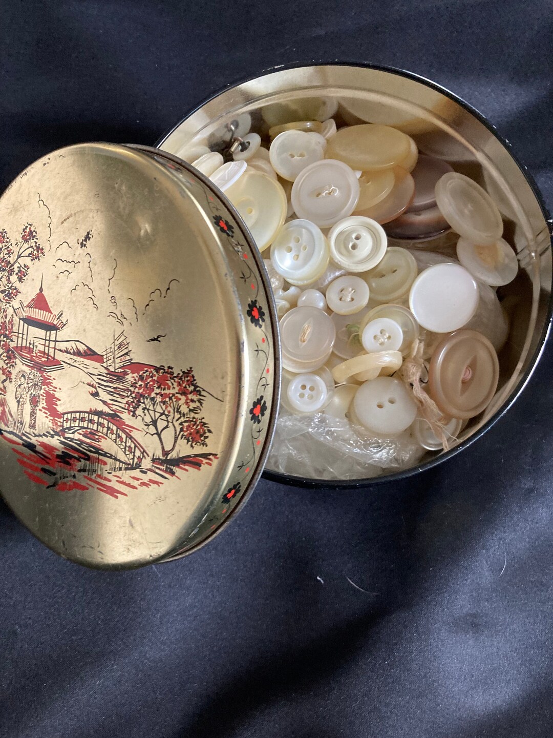 Vintage Tin With Vintage Buttons Vintage White Buttons Cherrydale Farms ...