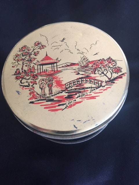 Vintage Tin With Vintage Buttons Vintage White Buttons Cherrydale Farms ...