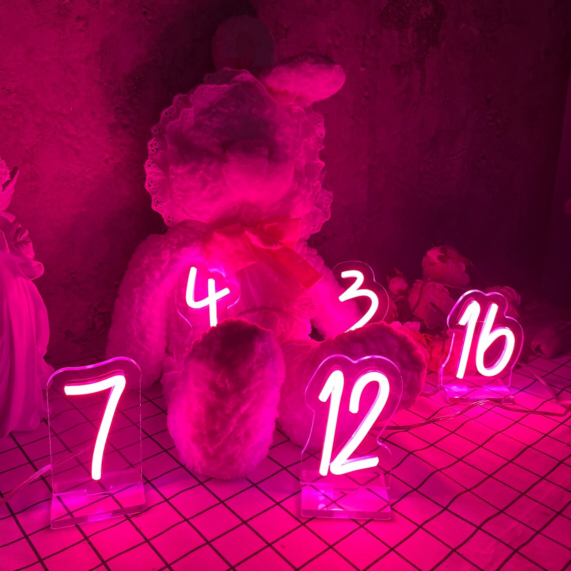 Wedding Number Neon Sign|5 Inch Wedding Number Sign|custom Wedding Neon ...