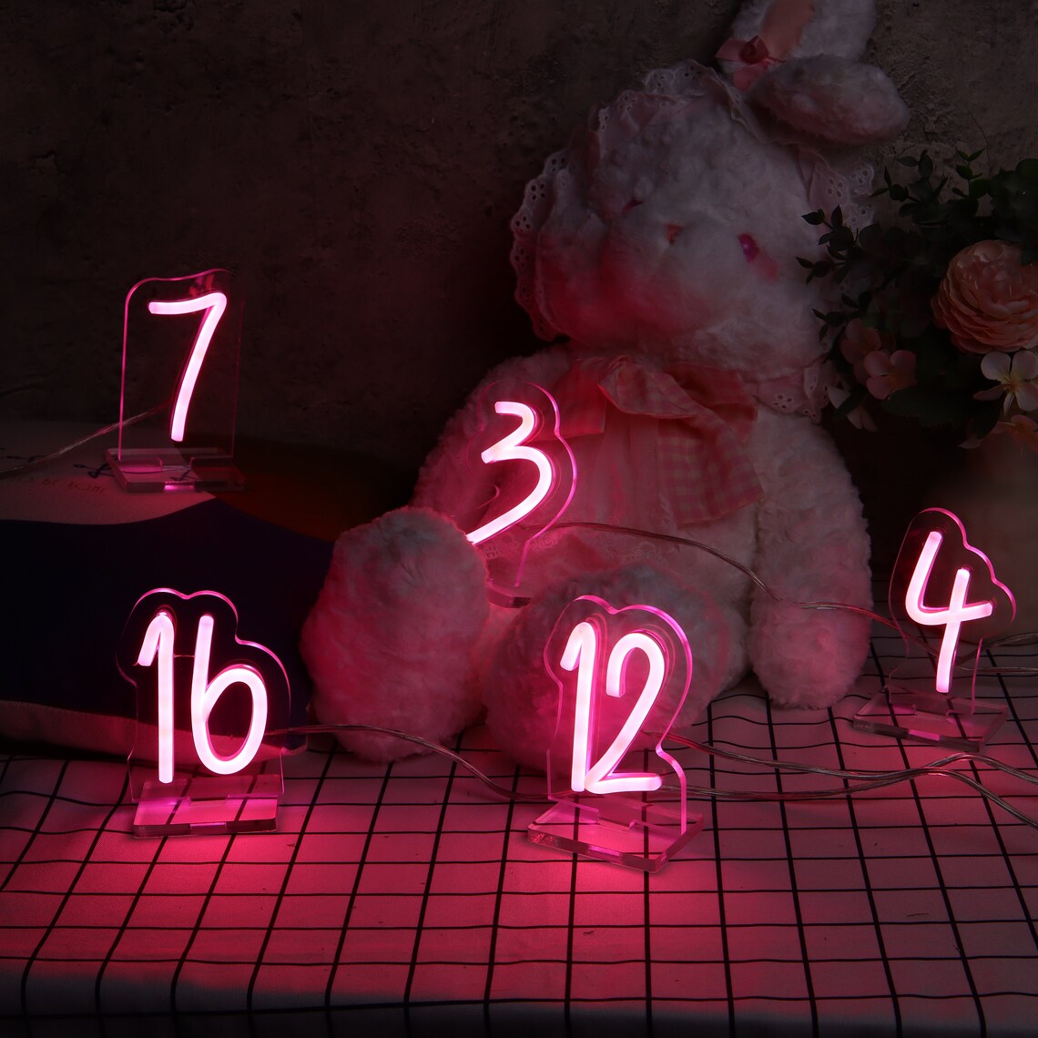 Wedding Number Neon Sign|5 Inch Wedding Number Sign|custom Wedding Neon ...