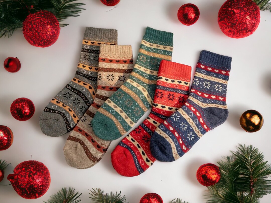 Festive Christmas Socks Cotton Blend Winter Gift Cozy Stocking Stuffer ...