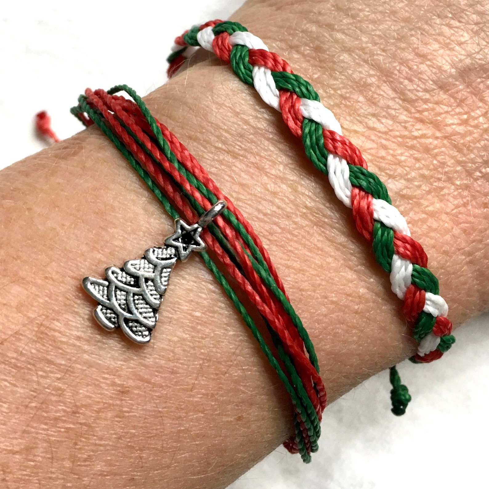 CHRISTMAS Stackable String Bracelet Set With Christmas Tree - Etsy
