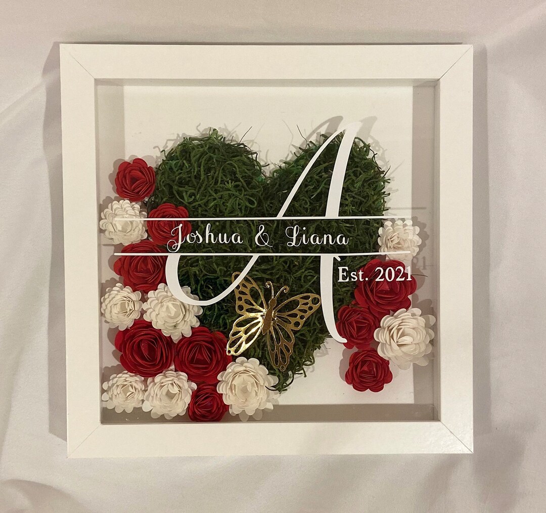 Personalized Wedding Shadowbox: Split Monogram, Moss Heart & Names - Etsy